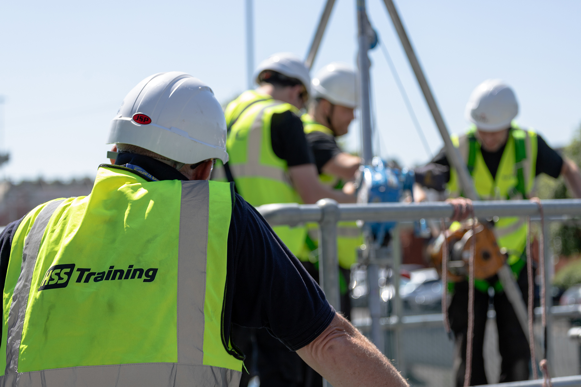 C&G 6160-07 - Direct Emergency Rescue and Recovery of Casualties from Confined Spaces | HSS Training